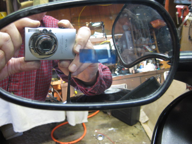 Datel voltmeter behind-the-mirror install - The Garage - CBR1100XX.org ...